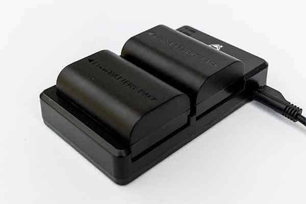 Can I Charge a Camera Battery with a Power Bank? – DIY Video Studio